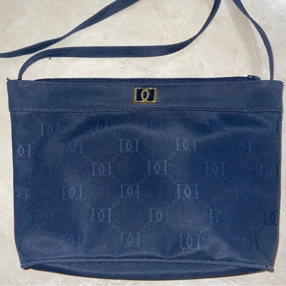 Bags | Vintage Dd Logo Crossbody Bag | Poshmark